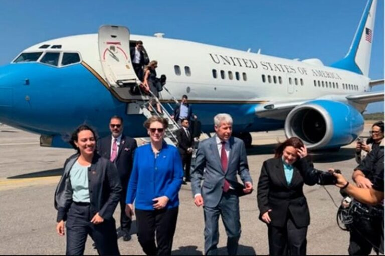 El secretario de Energía de EE.UU. llega a Venezuela para reunirse con ...